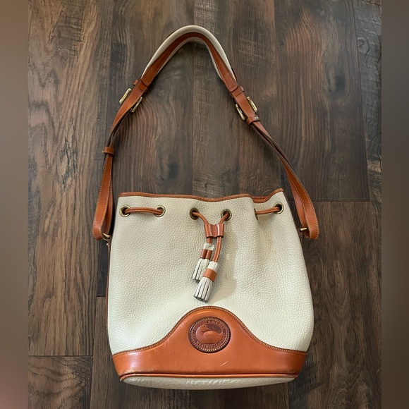 Dooney & Bourke | Bags | Vintage Dooney Bourke Drawstring Bucket Bag ...